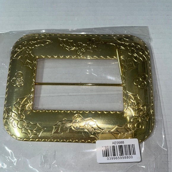 HALCO | Holiday | Santa Claus Cast Belt Buckle Christmas Holly Design ...